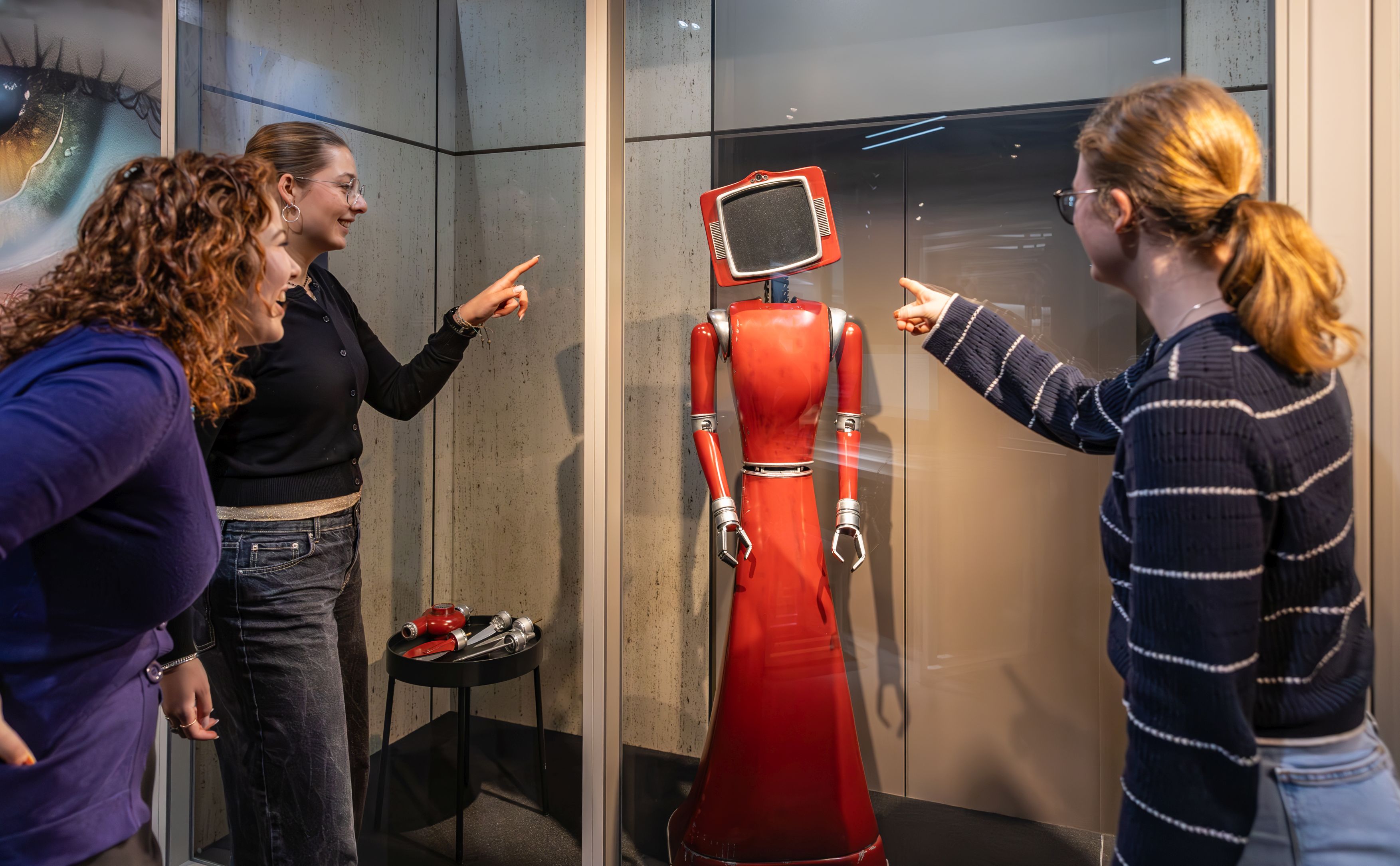 Neu im Museum: Cassandra - Ein Roboter mit Bewusstsein - Deutsches Museum Nürnberg - Deutsches ...